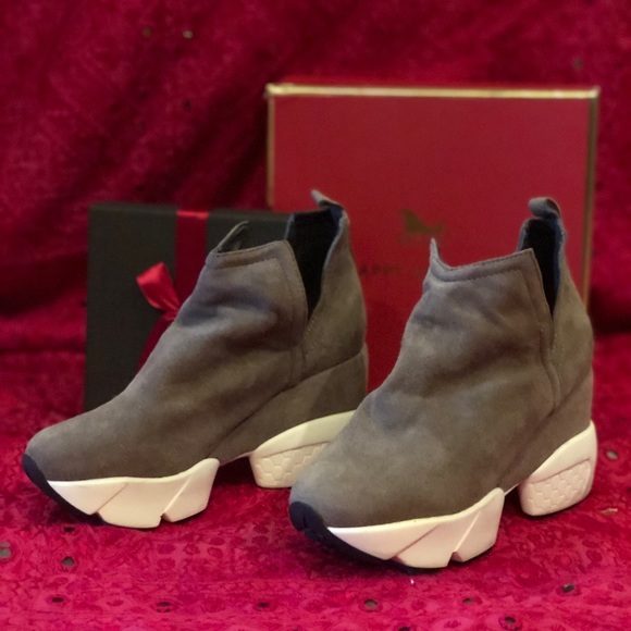 Jeffrey Campbell | Shoes | Jeffrey Campbell Grey Platform Shoes | Poshmark